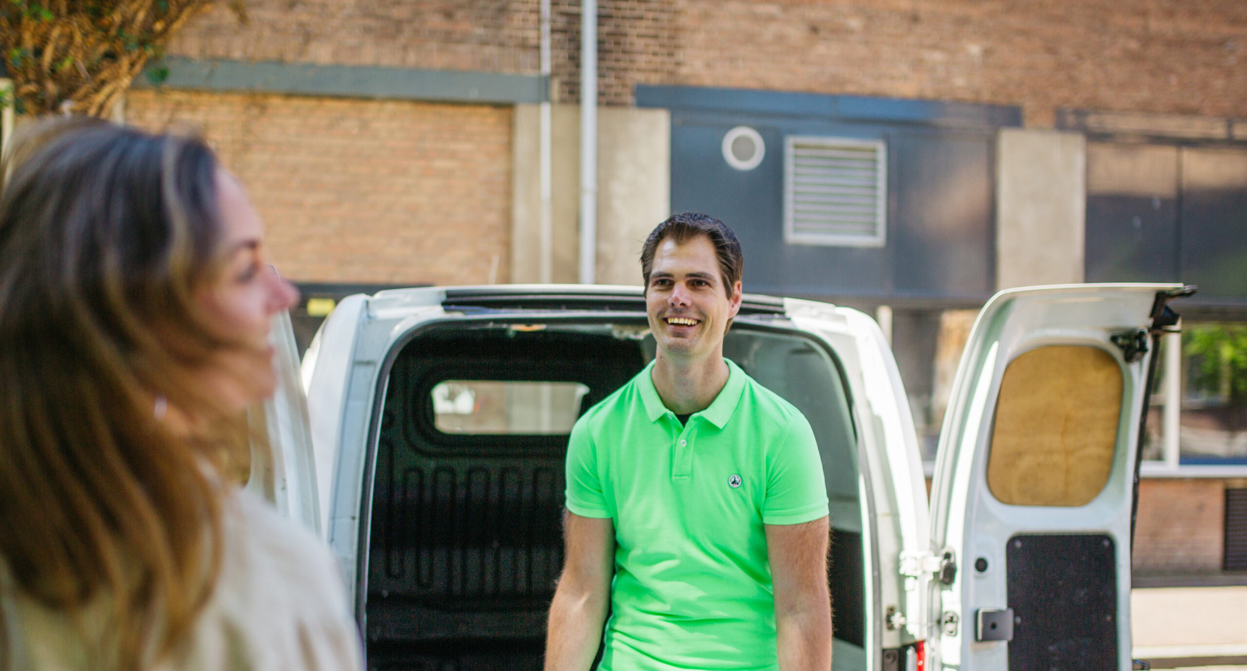 Brenger - Laat je deur bezorgen